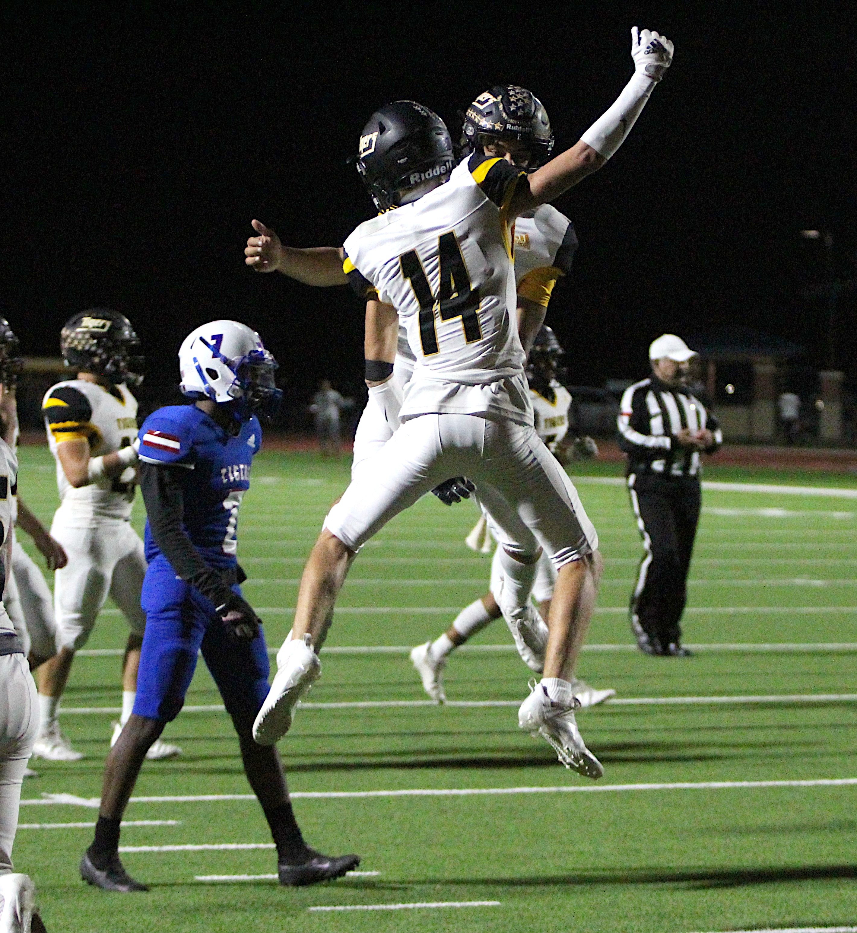 Sealy shuts down Wharton | The Sealy News